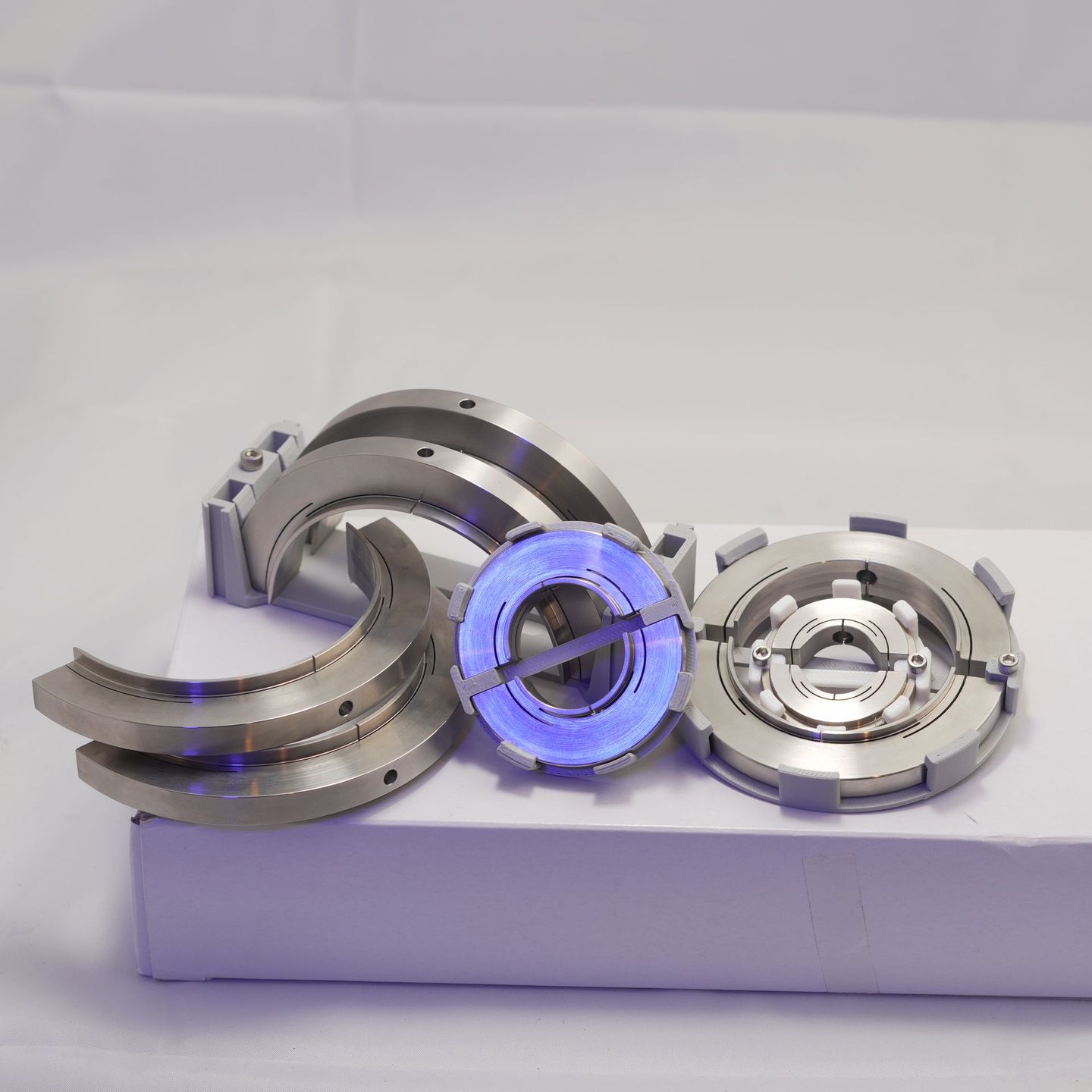 AMI Compatible Collets; Pipe Collet Size: 6" — Donut Tools